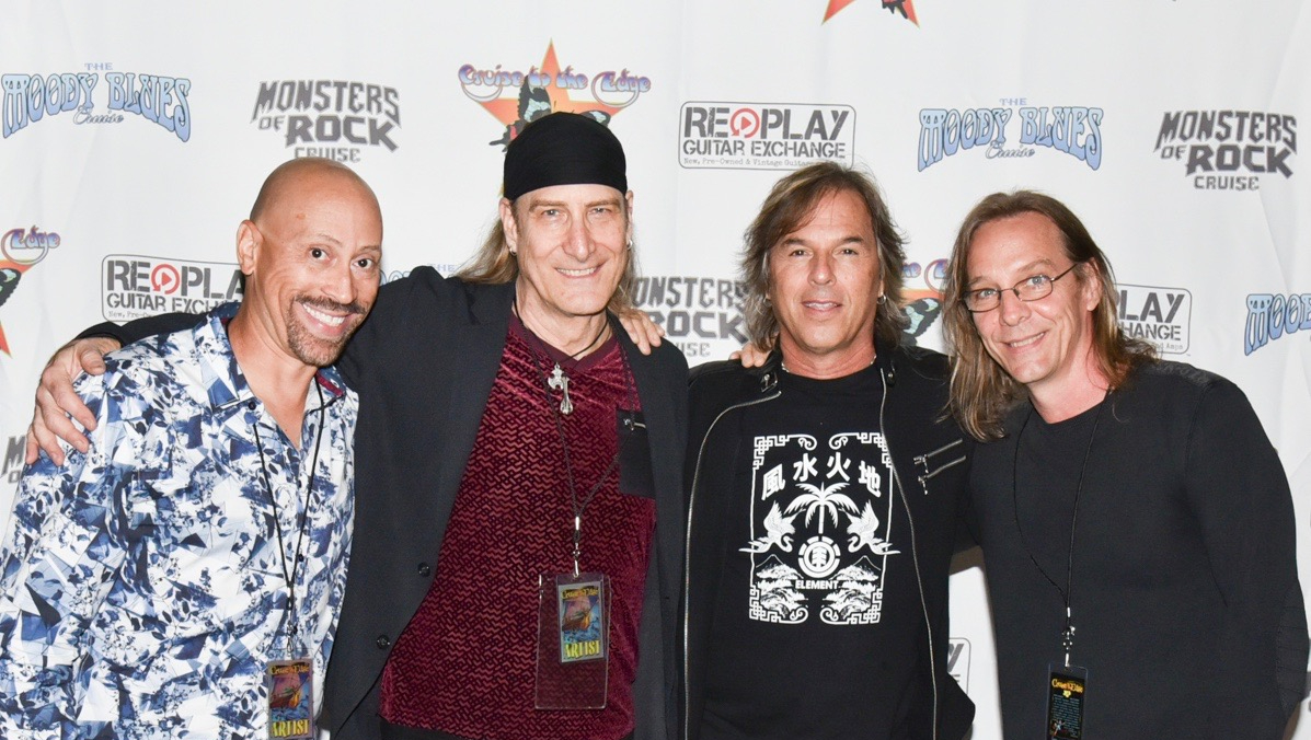 Interview with Alan Hewitt of the Moody Blues and One Nation | Darren's ...